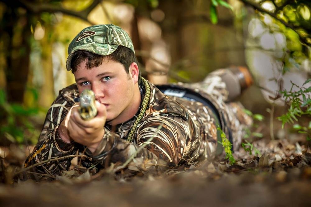 Senior Picture Ideas For Guys Hunting